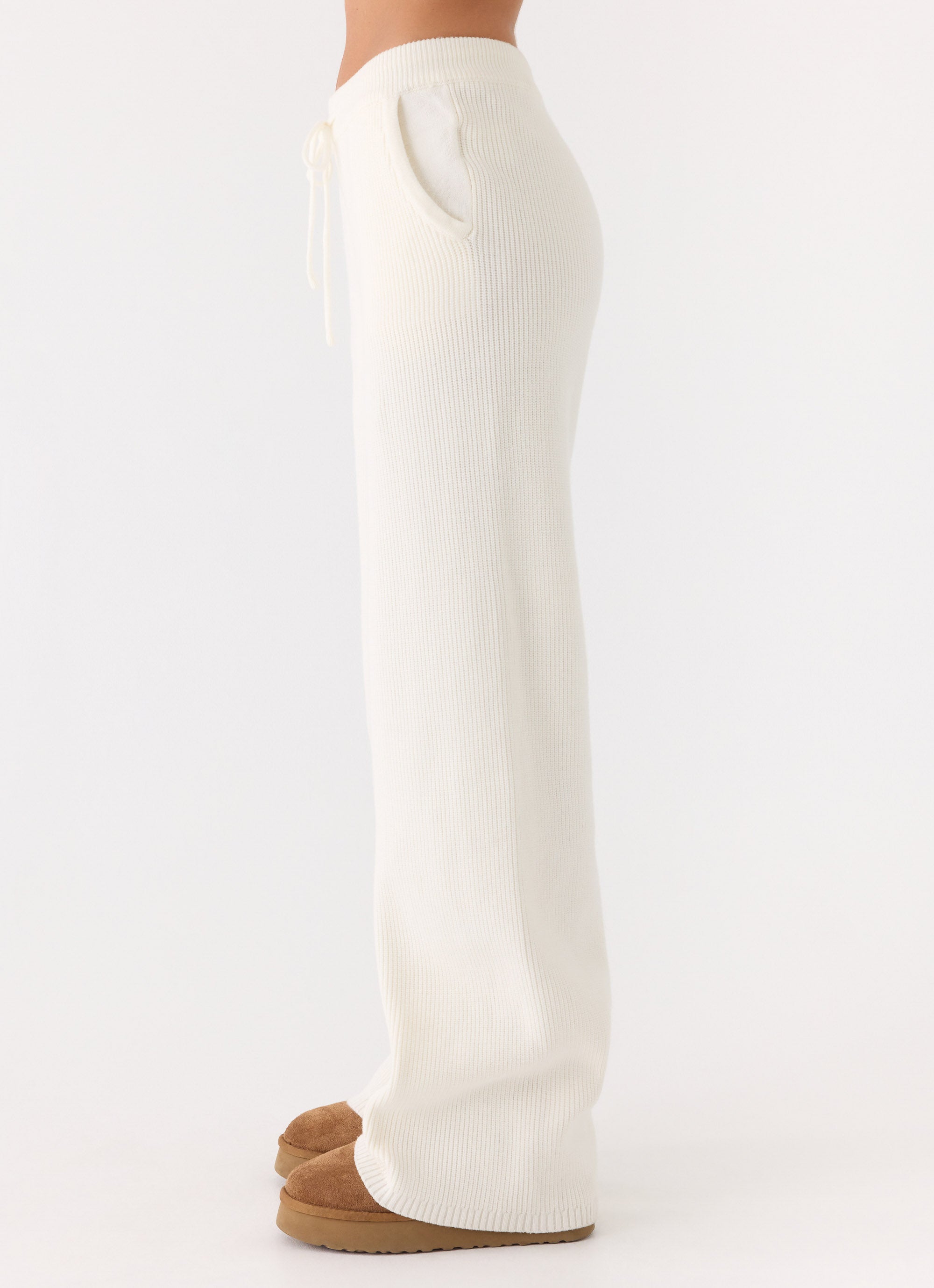 Harrison Low Rise Knit Pants - Ivory – Peppermayo